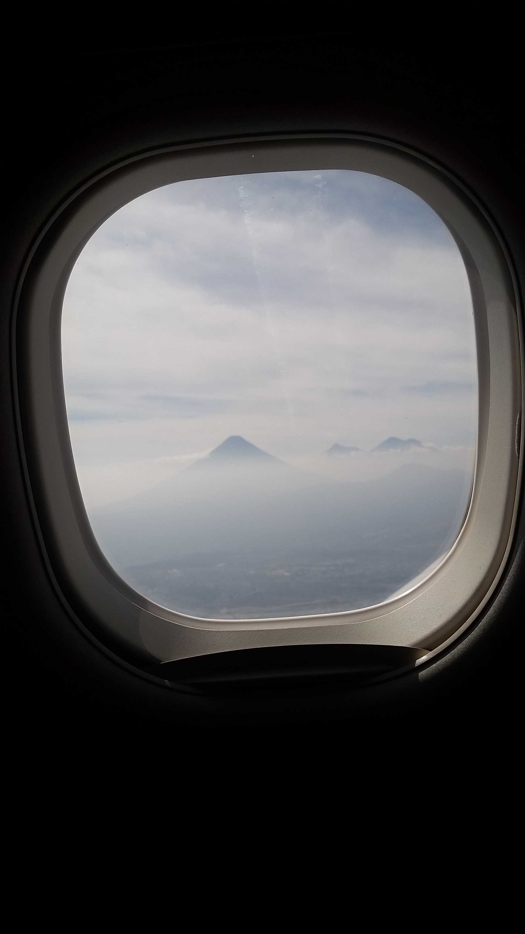 best plane window seat view between Mexico City and Guatemala City